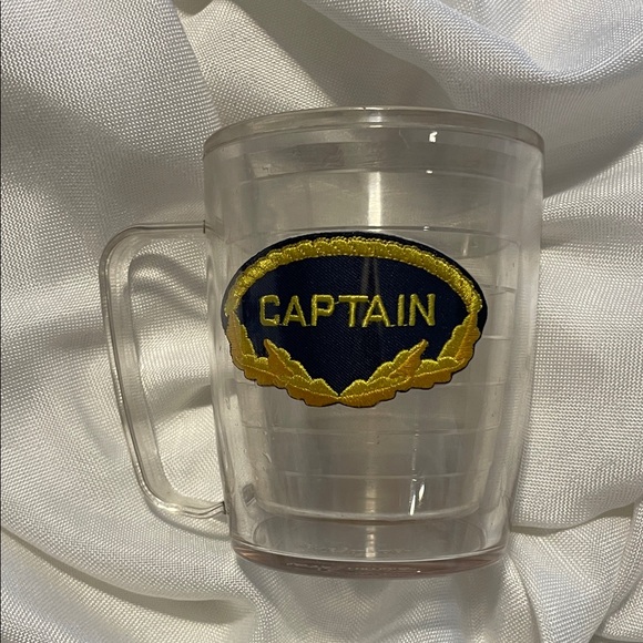 tervis | Kitchen | Captain Insulated Mug With Handle By Tervis | Poshmark